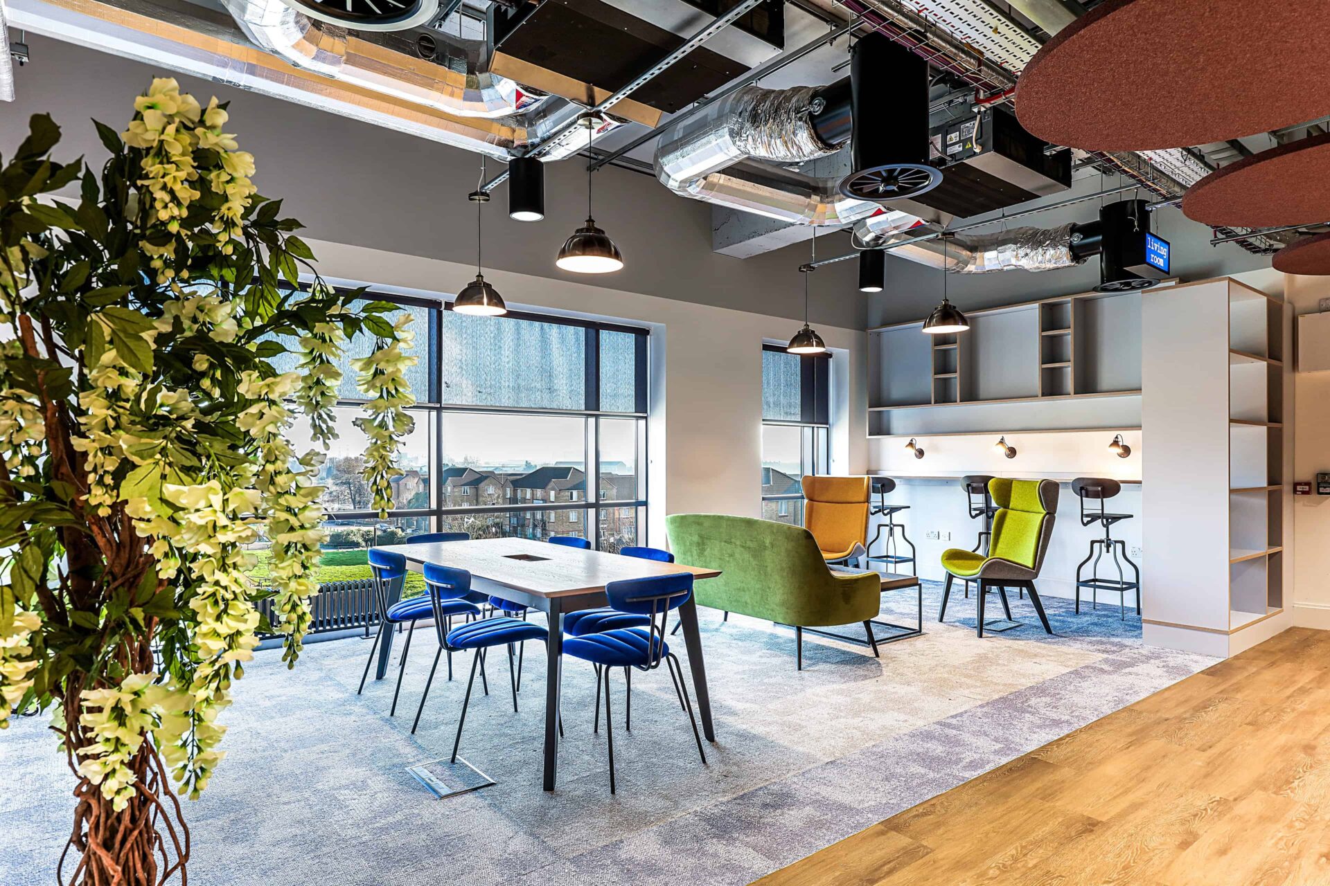 Edmonton Green Library - Willmott Dixon Interiors